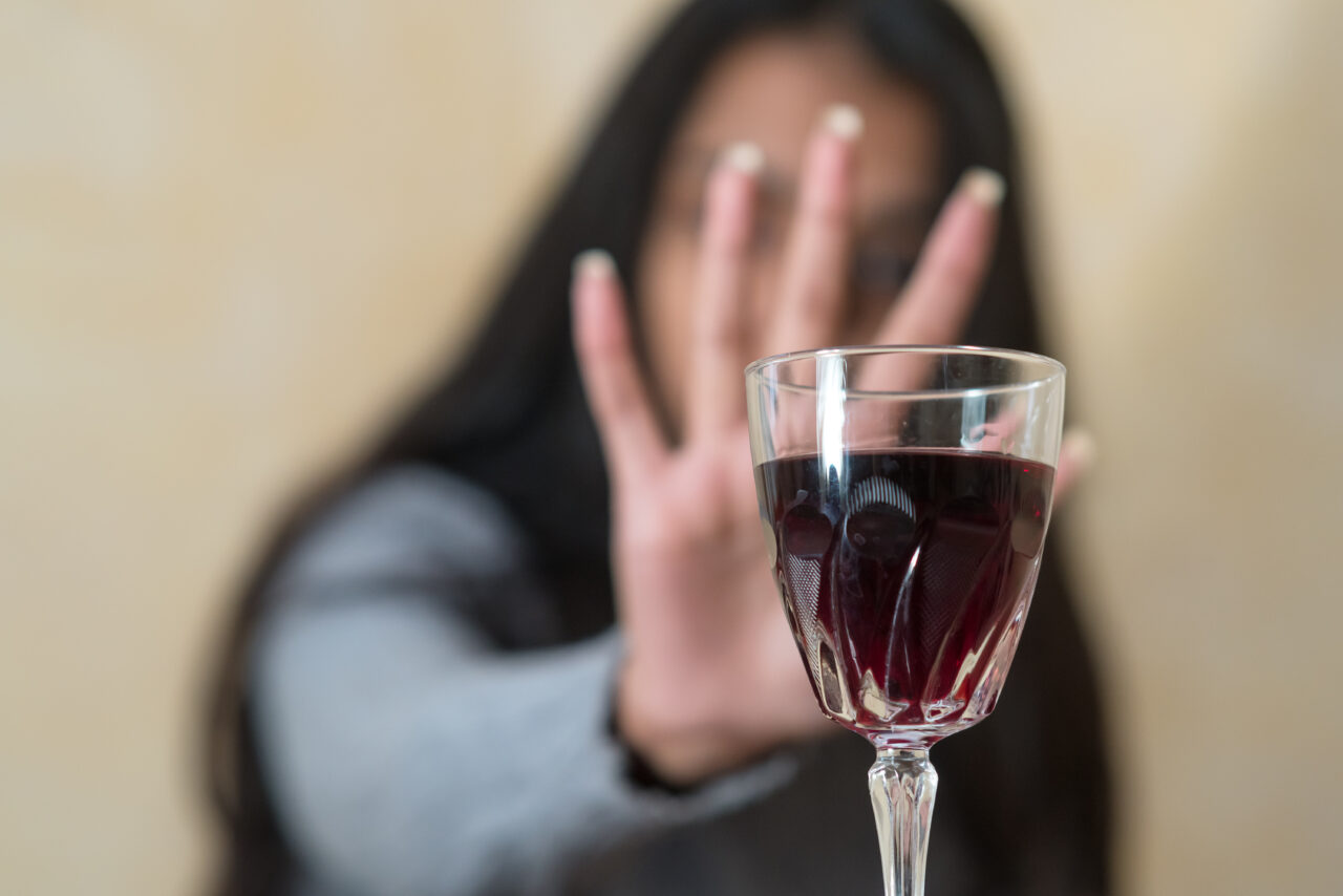 Understanding Alcohol Addiction: A Counselor's Perspective | Go Sober